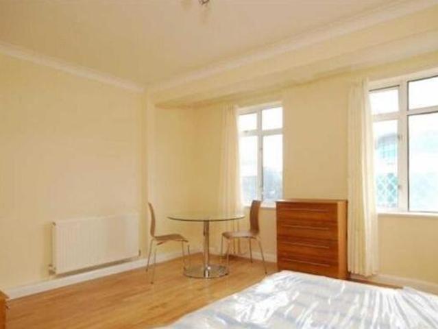 Euston Road, London, Studio Apartment For