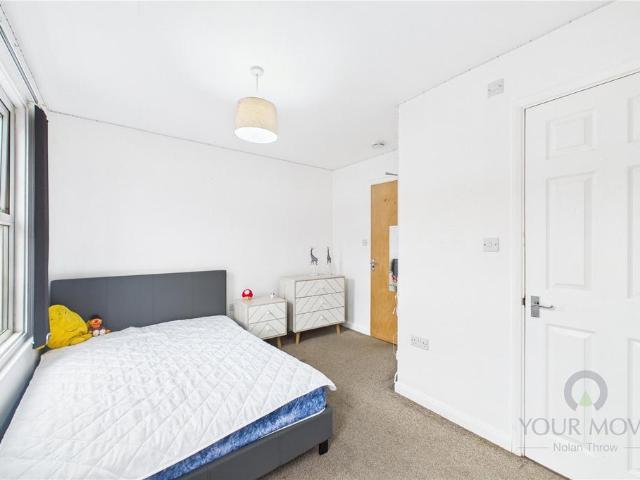 Euston Road, Northampton NN4 5 bed house to rent £3,150 pcm £727 pw