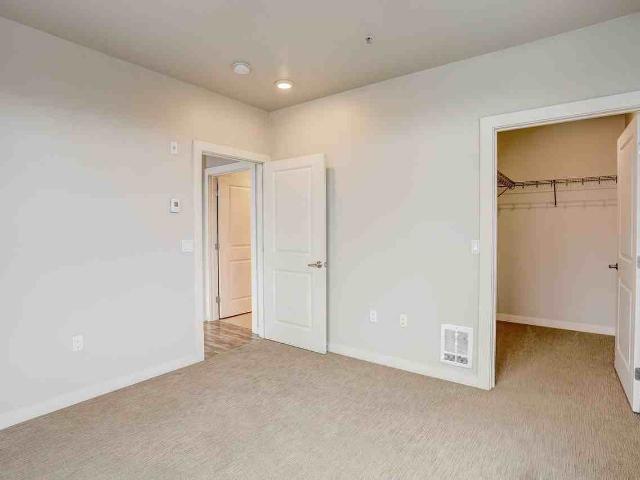 Evolve Apartments 1 Bedroom Apartment for Rent at 954 E Union St, Seattle, WA 98122 Broadway