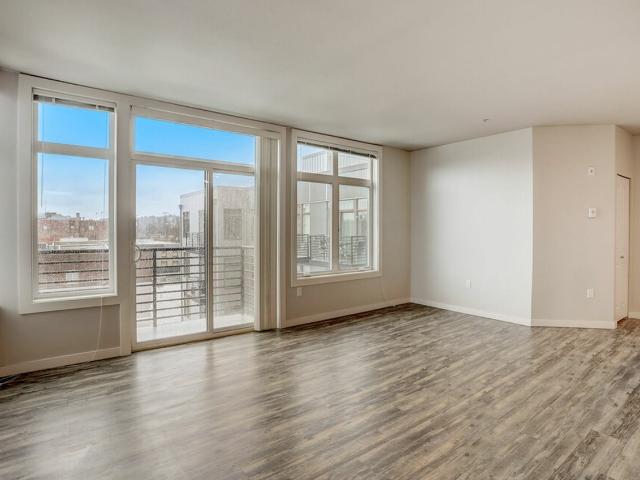 Evolve Apartments 2 Bedroom Apartment for Rent at 954 E Union St, Seattle, WA 98122 Broadway