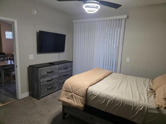 Evans Churchill apartment