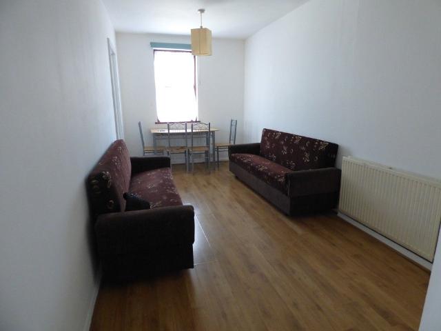Eve Road, Leytonstone E11, 2 bed flat to rent, £1,800 pcm | PrimeLocation