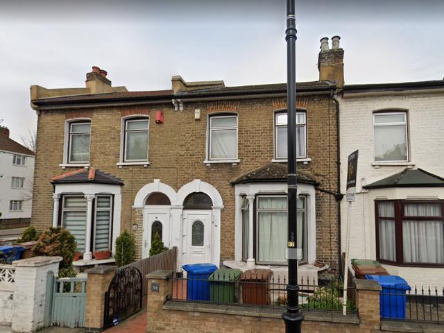 Evelina Road, London SE15, 4 bed terraced house to rent, £3,950 pcm | PrimeLocation