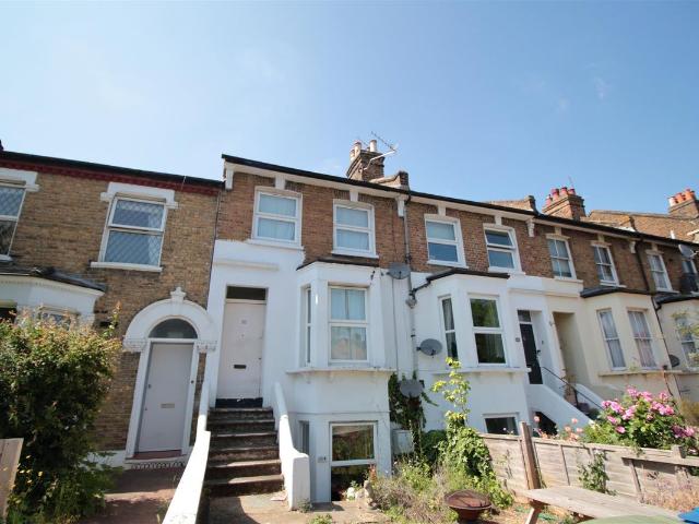 Evelina Road, Nunhead SE15, 1 bed maisonette to rent, £1,750 pcm | PrimeLocation