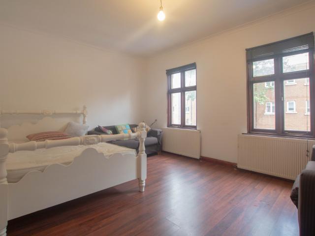 Evelina Road,, SE15