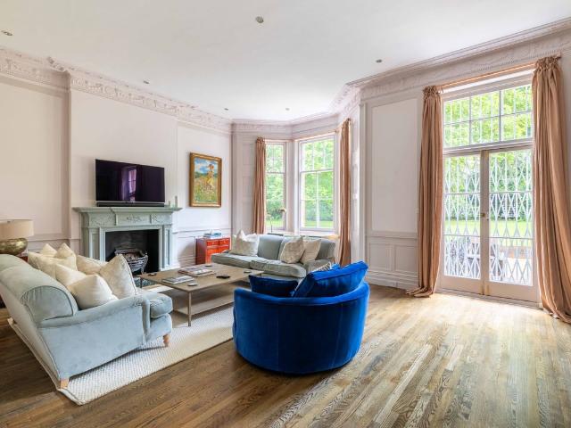 Evelyn Gardens, London SW7, 3 bed flat to rent, £20,800 pcm | PrimeLocation