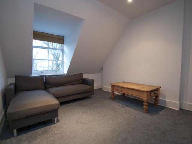 Evelyn Gardens, South Kensington, London SW7, 2 bed flat to rent, £2,850 pcm | PrimeLocation