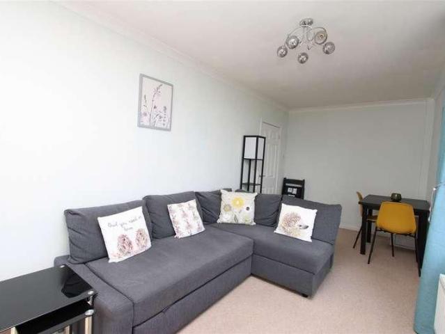 Evelyn Terrace, Mountain, Queensbury, Bradford, BD13