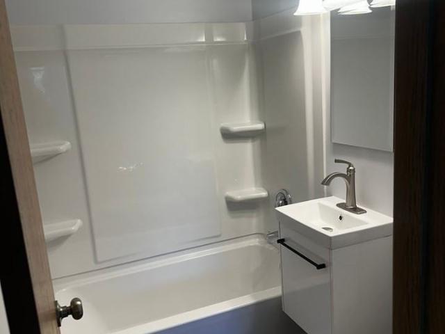 Eveningside Apartments 2 Bedroom Apartment for Rent at 2505 11th St E, Glencoe, MN 55336