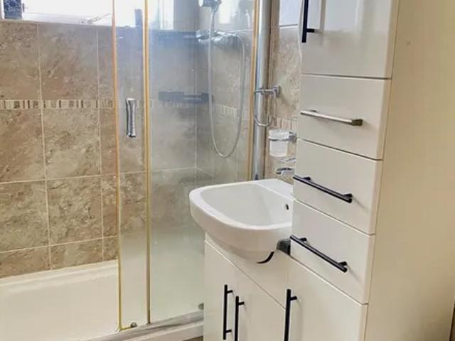 Everglade Strand, Grahame Park, London, NW9 5QJ, United Kingdom | 3 bed townhouse for rent #167097751 | Rentberry