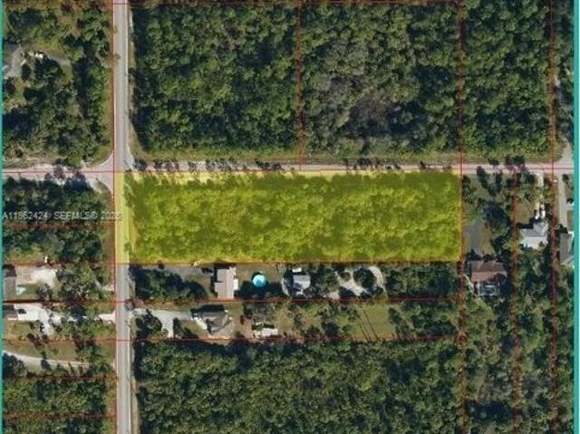 Everglades Blvd N 6th Ave, Naples, FL 31420