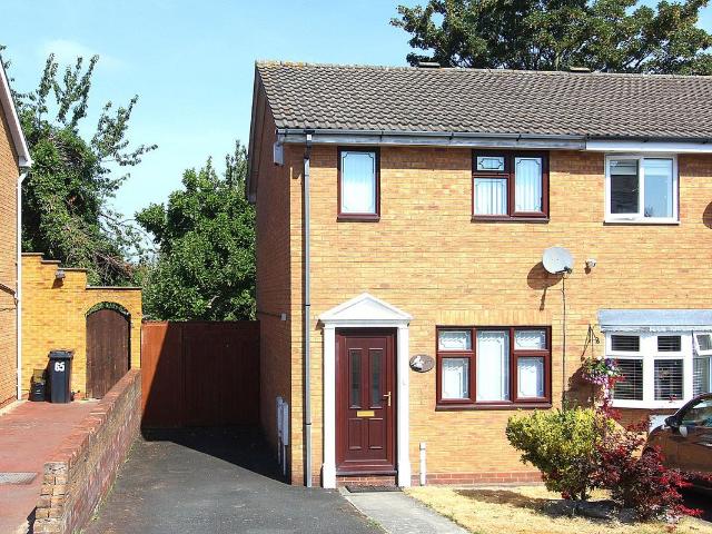 Evergreen Close, Coseley, Bilston WV14, 2 bed end terrace house to rent, £975 pcm | PrimeLocation