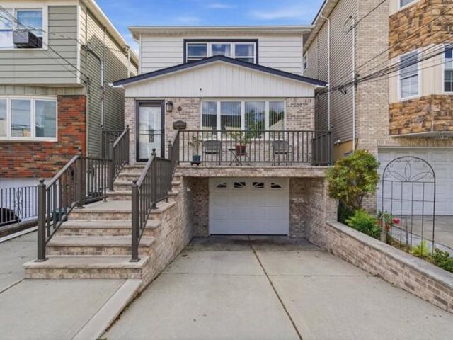 Evergreen St, Bayonne, Home For Sale