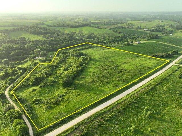Evergreen Rd, Elkader, IA 52034