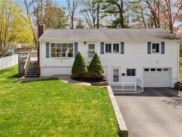 Evergreen Rd, North Kingstown, Home For Sale