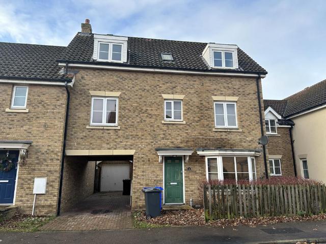 Evergreen Way, Mildenhall, BURY ST. 4 bed house to rent £1,515 pcm £350 pw