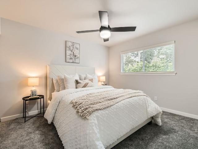 Evergreen Townhomes 2 Bedroom Apartment for Rent at 6707 196th St Sw, Lynnwood, WA 98036