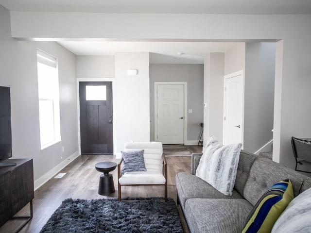 Evergreen Townhomes 3 Bedroom Home for Rent at 3141 E Beltline Ave Ne, Grand Rapids, MI 49525