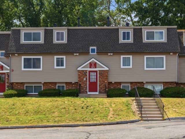 Evergreene Unit,wallingford, Condo For Sale