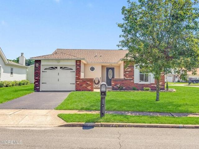 Everest Dr S, Brick, Home For Sale