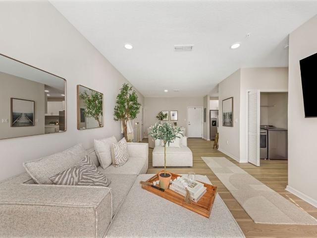 Everest Largo Apartments 1 Bedroom Apartment for Rent at 605 4th Ave Nw, Largo, FL 33770 Old Northwest