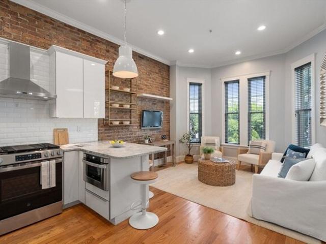 Everett Ave Apt,boston, Condo For Sale