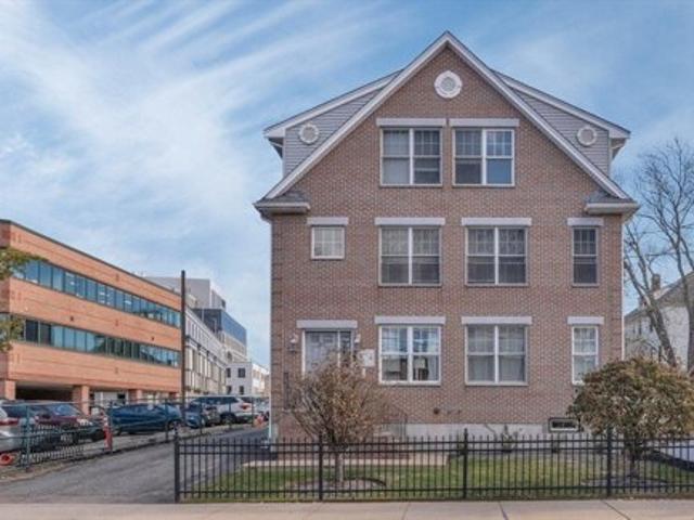 Everett St Apt,boston, Condo For Sale