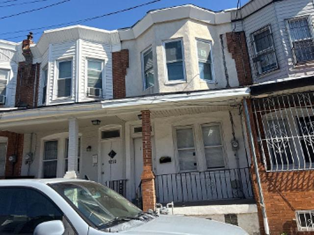 Everett St