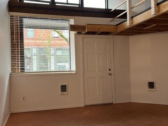 Everett Station Lofts 3 Bedroom Apartment for Rent at 625 Nw Everett St, Portland, OR 97209 Old Town Chinatown