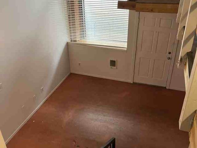 Everett Station Lofts 2 Bedroom Apartment for Rent at 625 Nw Everett St, Portland, OR 97209 Old Town Chinatown