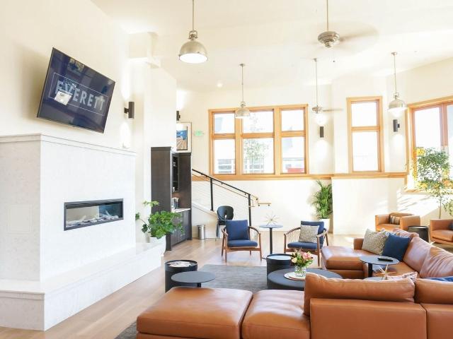 Everett Studio Apartment for Rent at 1616 Nw Everett St, Portland, OR 97209 Northwest District