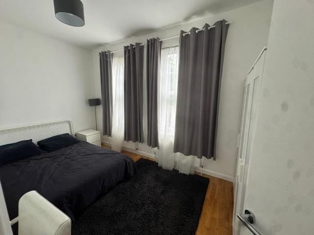Evering Road, Stoke Newington, N16 1 bed flat to rent £1,803 pcm £416 pw
