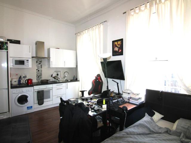 Eversholt Street, London NW1, Studio to rent, £1,550 pcm | PrimeLocation