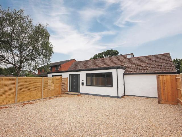 Everton Road, Hordle SO41, 3 bed bungalow to rent, £1,700 pcm | PrimeLocation