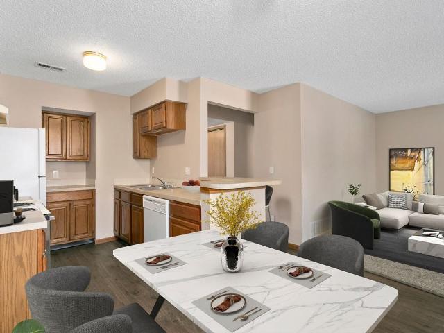 EVERYTHING YOU NEED. ALL RIGHT HERE. 2 Bedroom Apartment for Rent at 1100 George Ct, Lawrence, KS 66044 Pinckney