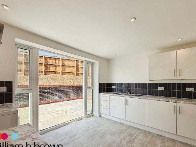 Evesham Close, IPSWICH