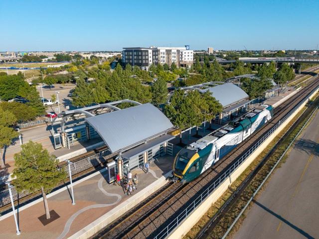 EVIVA Trinity Mills Station 1 Bedroom Apartment for Rent at 1455 Moonrise Ave Apt 1100, Carrollton, TX 75006 Original Town