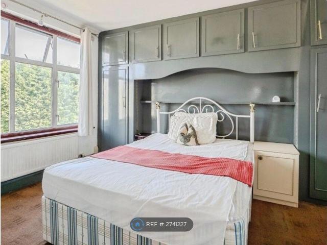 Evington Road, Leicester LE2, Room to rent, £400 pcm | PrimeLocation