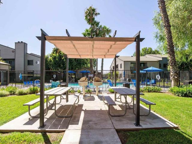 evRIA Diamond Valley 2 Bedroom Apartment for Rent at 1025 S Gilbert St, Hemet, CA 92543