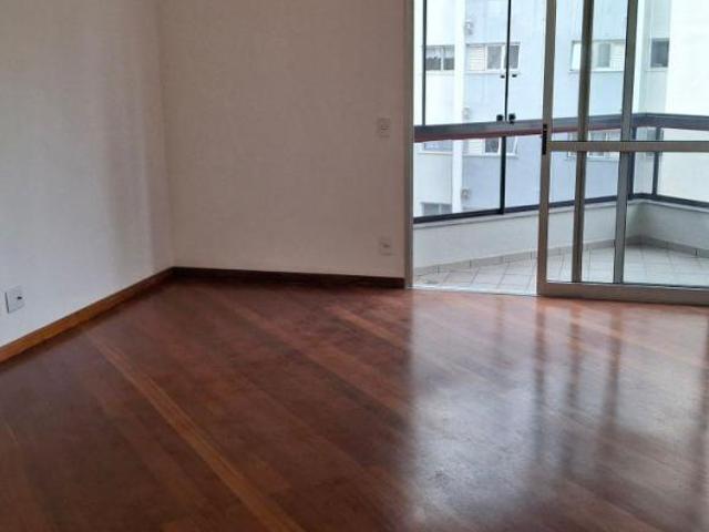 EXC. APTO LOCALIZADO ENTRE OS BAIRROS VILA ROMANA/VILA IPOJUCA/ALTO DA LAPA
