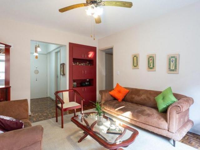 Excelenete apartamento 3 quartos com vaga escriturada, andar alto e com excelente posição solar