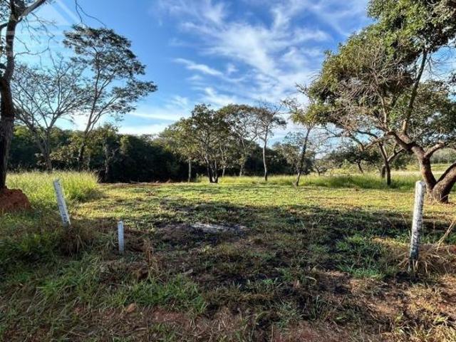 ExcelenteTerreno 1.329m2 Plano próximo ao restaurante Cheiro da Terra e Gruta do Baú em Fidalgo, Q