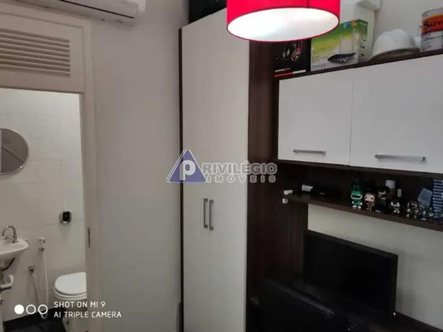 Excelente 3 quartos com vaga escriturada, totalmente reformado no posto 4!