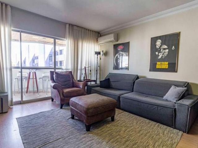 Excelente 2 Quartos + 1 reversível com 95m²