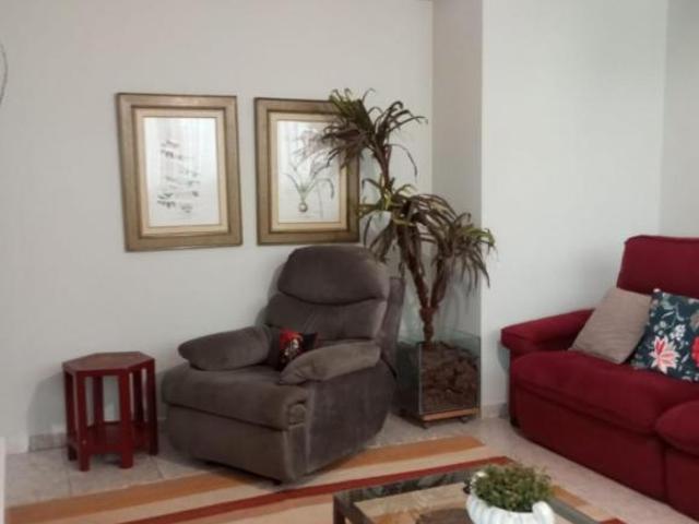 Excelente cobertura na Avenida Caramuru | É aqui na Imobiliária Rosa e Rangel