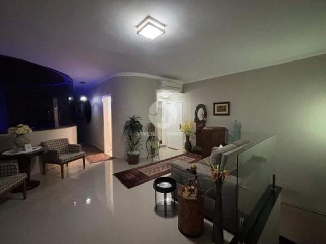 Excelente cobertura no coração do Embaré – 274m² de puro conforto e sofisticação!