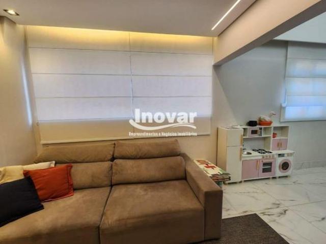 Excelente cobertura com 4 quartos e 2 vagas de garagem próximo ao Colégio Marista