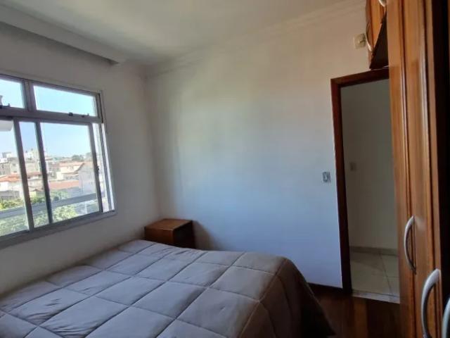 Excelente Cobertura com 3 quartos, suíte, duas vagas livres, linda vista panorâmica e definitiva