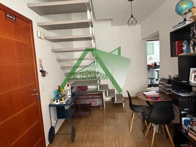 Excelente cobertura duplex com 140m² e varanda com área gourmet!