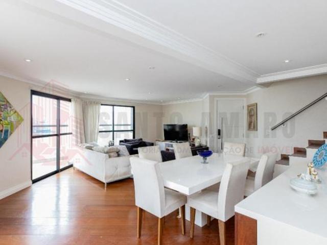 Excelente cobertura triplex de 205m² na Chácara Santo Antônio